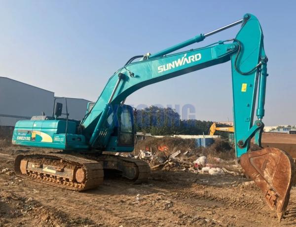 Quality Second Hand SUNWARD SWE215E Excavator Bucket Capacity 1.0 M3 for sale