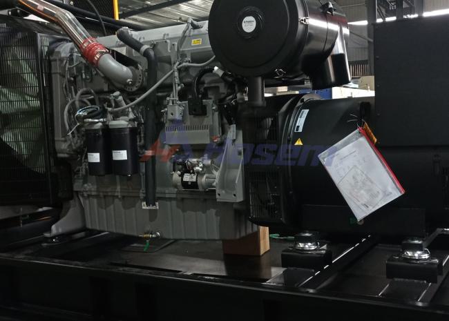 Perkins Generator Set Powered door 1506A-E88TAG5 Dieselmotor Geschatte Macht 300kVA 50Hz