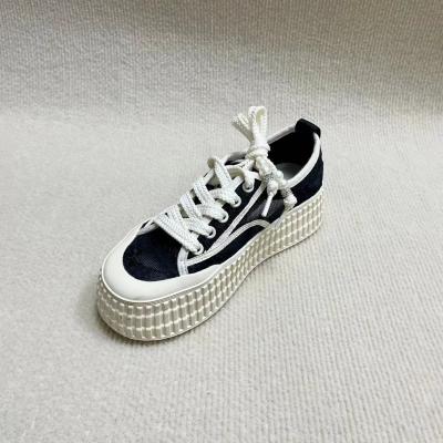 Cina Scarpe da donna di tela a pizzo con suola spessa e pescatore cavo traspirante in vendita