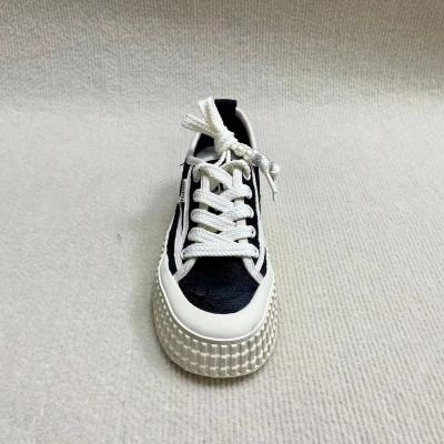 Cina Scarpe da donna di tela a pizzo con suola spessa e pescatore cavo traspirante in vendita