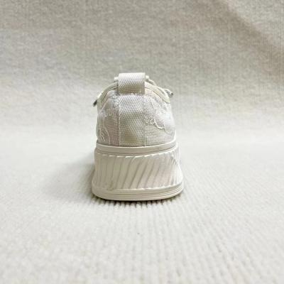 Cina Calzature da donna casual con superficie traspirante e pizzo in vendita