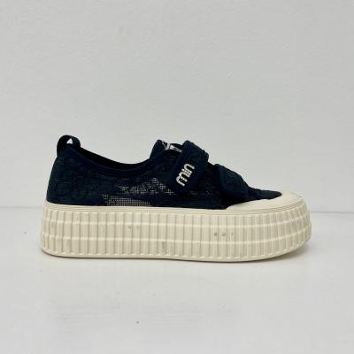 China Espadrilles Plattform Leinwand Trainer Frauen ODM Schwarze Leinwand Sneakers Frauen zu verkaufen
