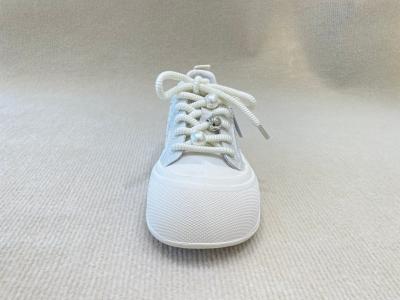 China Sneakers elevadores PU Espadrilhas de couro branco com flor de pérola à venda
