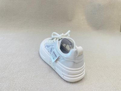 China Sneakers elevadores PU Espadrilhas de couro branco com flor de pérola à venda