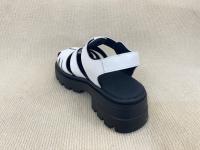 China Thick Soled White Platform Sandals TPR Comfortable Platform Sandals for sale
