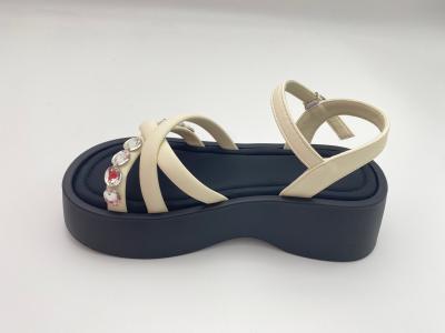 中国 Women white bottomed sandals with rhinestone with pure color and genuine leather 販売のため
