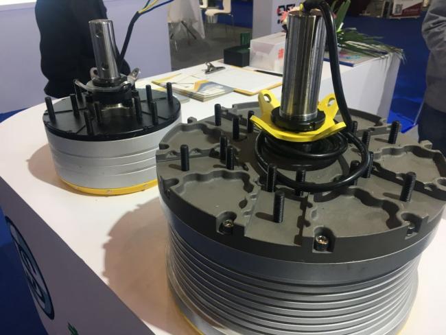 Daisen Hvls Industrial Ceiling Fan Cooling Ventilation Exhaust Fan with Pmsm Motor