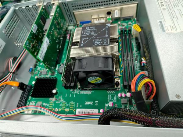 Quality Zynshield 2U C621 Intel Xeon 2rd Generation 4210 LGA3647 IPMI Rail Kits Server for sale