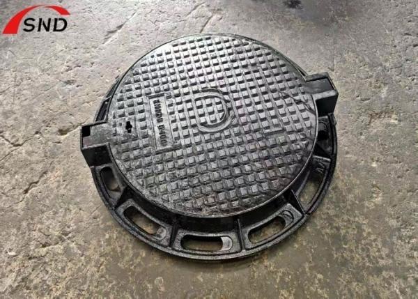 Quality EN124 Standard D400 Round Cast Iron Manhole Cover 700*700*100mm for Urban Roads for sale