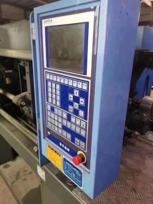 Cina Piccola macchina a iniezione haitiana utilizzata 90 Ton Horizontal con il servomotore in vendita