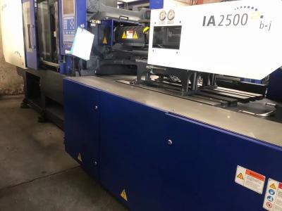 China Máquina plástica haitiana de Ton Two Color Injection Molding da máquina 250 da modelação por injeção de servo motor à venda