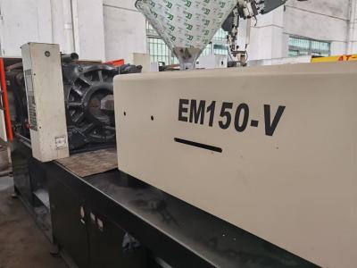 Cina L'attrezzatura di plastica dello stampaggio ad iniezione della pompa a portata variabile ha usato 150 Ton Injection Molding Machine in vendita