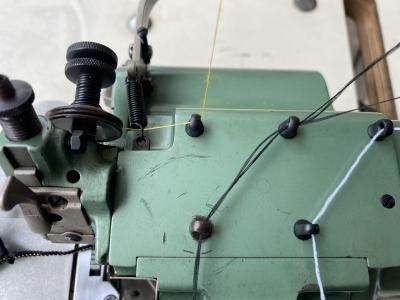 Cina Alta velocità della macchina di Overlock della seconda mano di Merrow MG-3U per il bracciale del distintivo in vendita