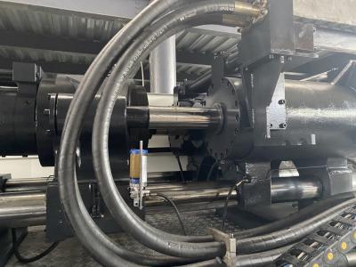 中国 1600トンによって使用されるハイチの注入の成形機 販売のため