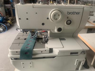 Cina Fratello automatizzato di seconda mano Eyelet Buttonhole Machine della macchina per cucire dell'azionamento diretto in vendita