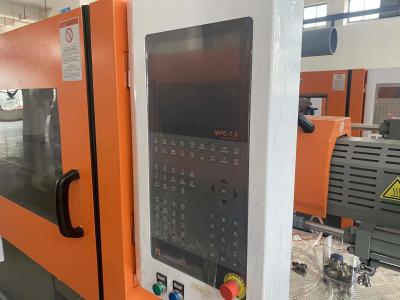 Cina vite dell'HDPE 40mm dell'animale domestico del pe pp della macchina dello stampaggio mediante soffiatura della bottiglia 17kW in vendita