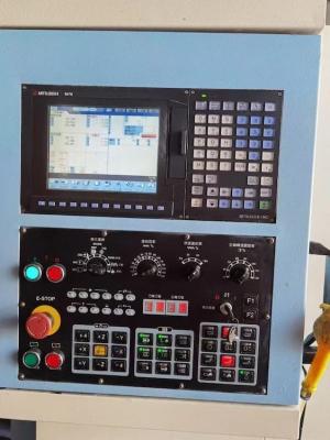 Cina Asse VMC di Fanuc 3 della seconda mano 850 centro di lavorazione verticale della fresatrice VMC 1060 in vendita