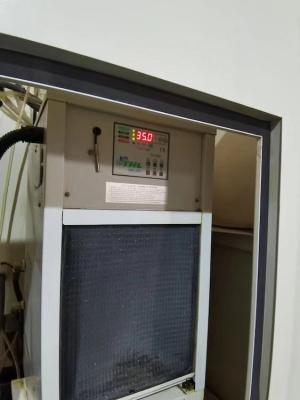 Cina Asse VMC di Fanuc 3 della seconda mano 850 centro di lavorazione verticale della fresatrice VMC 1060 in vendita