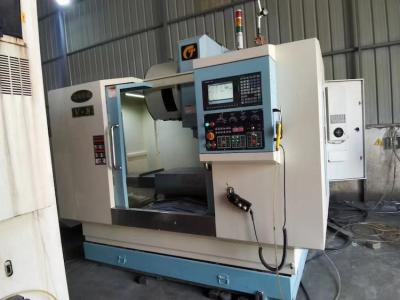 Cina Asse VMC di Fanuc 3 della seconda mano 850 centro di lavorazione verticale della fresatrice VMC 1060 in vendita