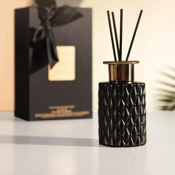 Quality Luxury Empty Round Matte Black Diffuser Bottles With Golden Cap And Sticks for sale