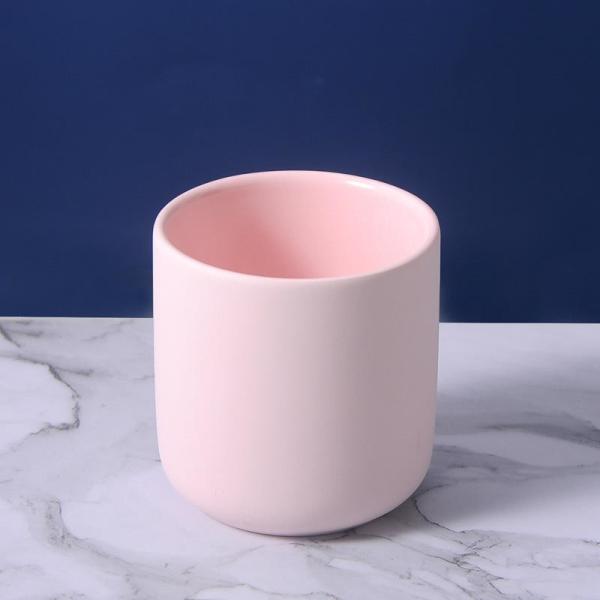Quality Cylinder Luxury Candle Jars Matte Empty Geometric Ceramic Candle Jars With Lids for sale