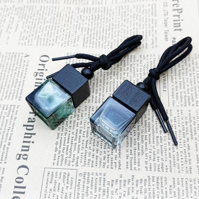 Cina 8ml Diffusore per auto quadrato per aromaterapia con oli essenziali, profumi per bocchette in vendita