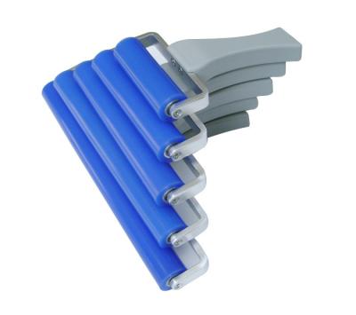 China Self Adhesive Cleanroom Sticky Roller Flexible No Abnormal Sound Rotation for sale