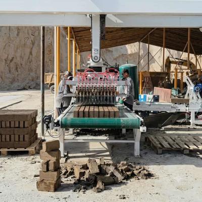 China Small and Medium-Sized Automatic Clay Brick Stacking Machine for Natural Drying & Drying Room with 27kW Power for sale