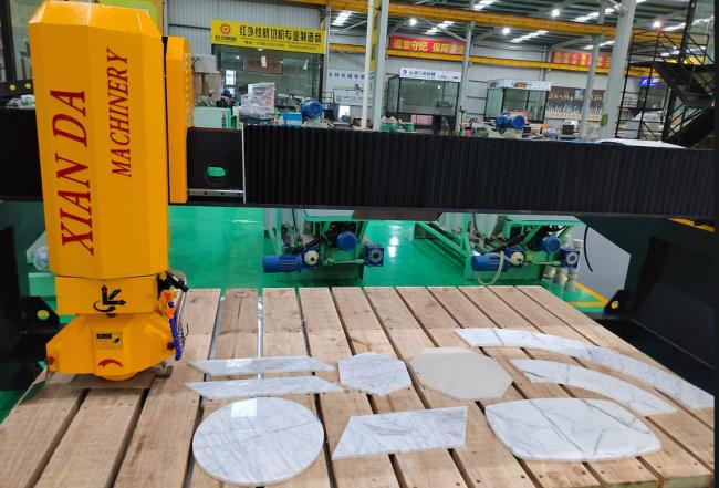 4 Axis Bridge Cutting Machine in operation