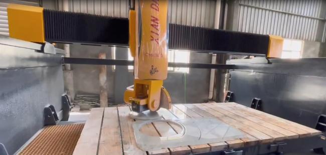 Machine operation demonstration