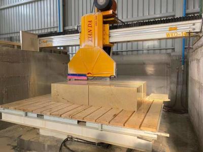 China Middle Block Stone Cutting Bridge Saw Cutting Machine With Adjust Wear Space for sale