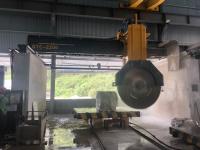 China Industrial Block Cutting Machine for Granite & Marble - 2200/2500/2800mm Blade, 14000kg Weight, 15m³/h Water for sale