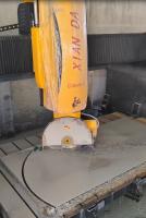 China 5 Axis CNC Bridge Saw for Marble Granite Cutting 350-600mm Blade 30kw Power for sale