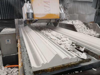 Chine Découpeuse en pierre linéaire 15kw de profil de courbe pour le balustre carré à vendre