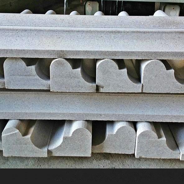 Close-up view of the cutting mechanism and dual beam bridge structure