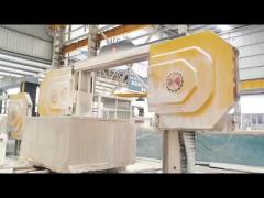 CE-gecertificeerde 11kw hoofdmotor 4-assige CNC-machine voor snelle en nauwkeurige bewerking