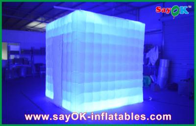 Cina Cubo portatile Photobooth gonfiabile 2.4x2.4x2.5m con la tenda del LED in vendita