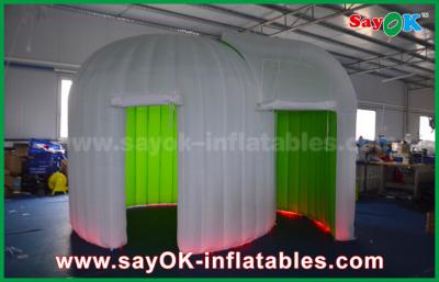 中国 緑の背景の膨脹可能な写真ブースのエンクロージャの二重のデッキの写真ブースのテント 販売のため