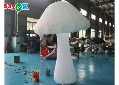 Cina Decorazione gonfiabile gigante del fungo di colore di stampa completa con il ventilatore in vendita