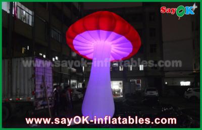 Cina Decorazione gonfiabile porpora gialla rossa gigante di illuminazione/fungo gonfiabile in vendita