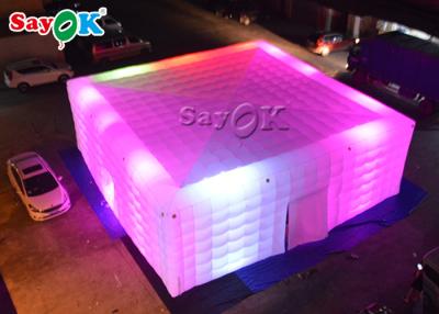 中国 屋外の膨脹可能なテント防水ポリ塩化ビニール党でき事のLEDが付いている膨脹可能な立方体のテントは行く 販売のため