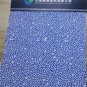中国 Microfiberのモモのあや織りの生地120gsmポリエステル印刷物の生地 販売のため