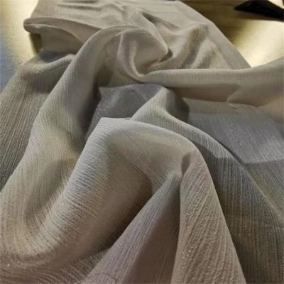 Cina Tessuto chiffon del poliestere solido chiffon d'argento 85gsm del filato in vendita