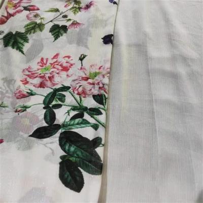 Cina Tessuto chiffon del poliestere solido chiffon d'argento 85gsm del filato in vendita