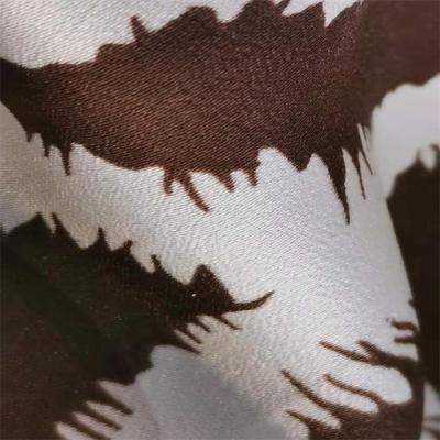 Cina La saia ha stampato il tessuto chiffon dall'iarda 75dx75d 120gsm in vendita