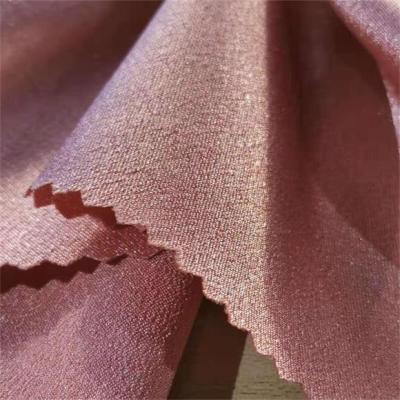 Cina Il raso fiancheggia il tessuto chiffon del poliestere di qualità 155gsm in vendita