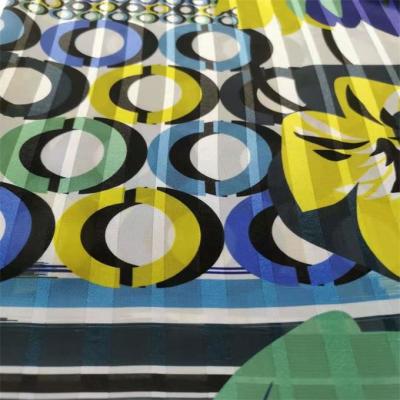 Cina Poliestere chiffon del tessuto 75dx75d 85gsm della banda del raso chiffon in vendita