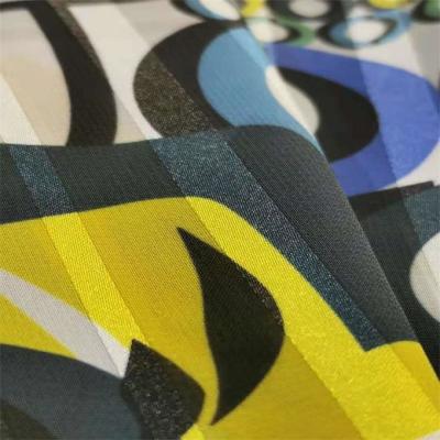 Cina Poliestere chiffon del tessuto 75dx75d 85gsm della banda del raso chiffon in vendita