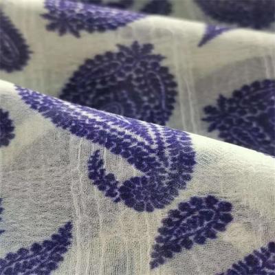 Cina il Aop chiffon 100% del tessuto della piega del poliestere 70gsm ha stampato 56
