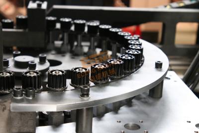 Cina Fresatrice K12 del colpo di 12 cavità completamente automatica con 26000BPH per le bottiglie dell'ANIMALE DOMESTICO in vendita